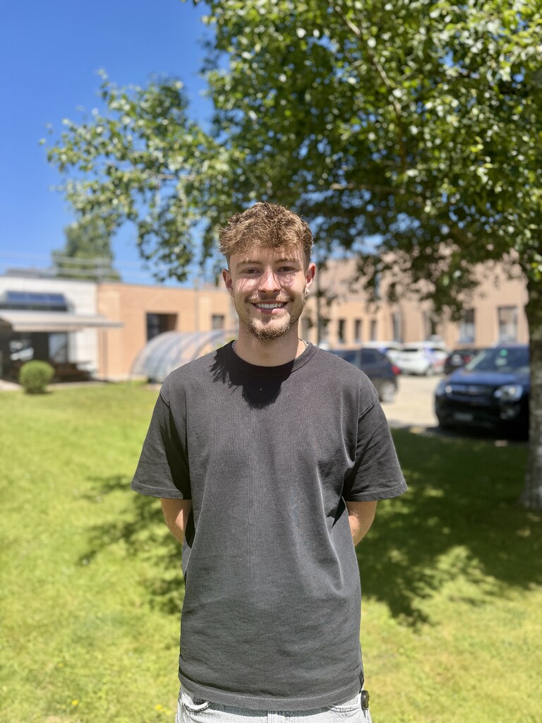 🎉 Une belle réussite pour notre apprenti Maxime ! - SEVJ